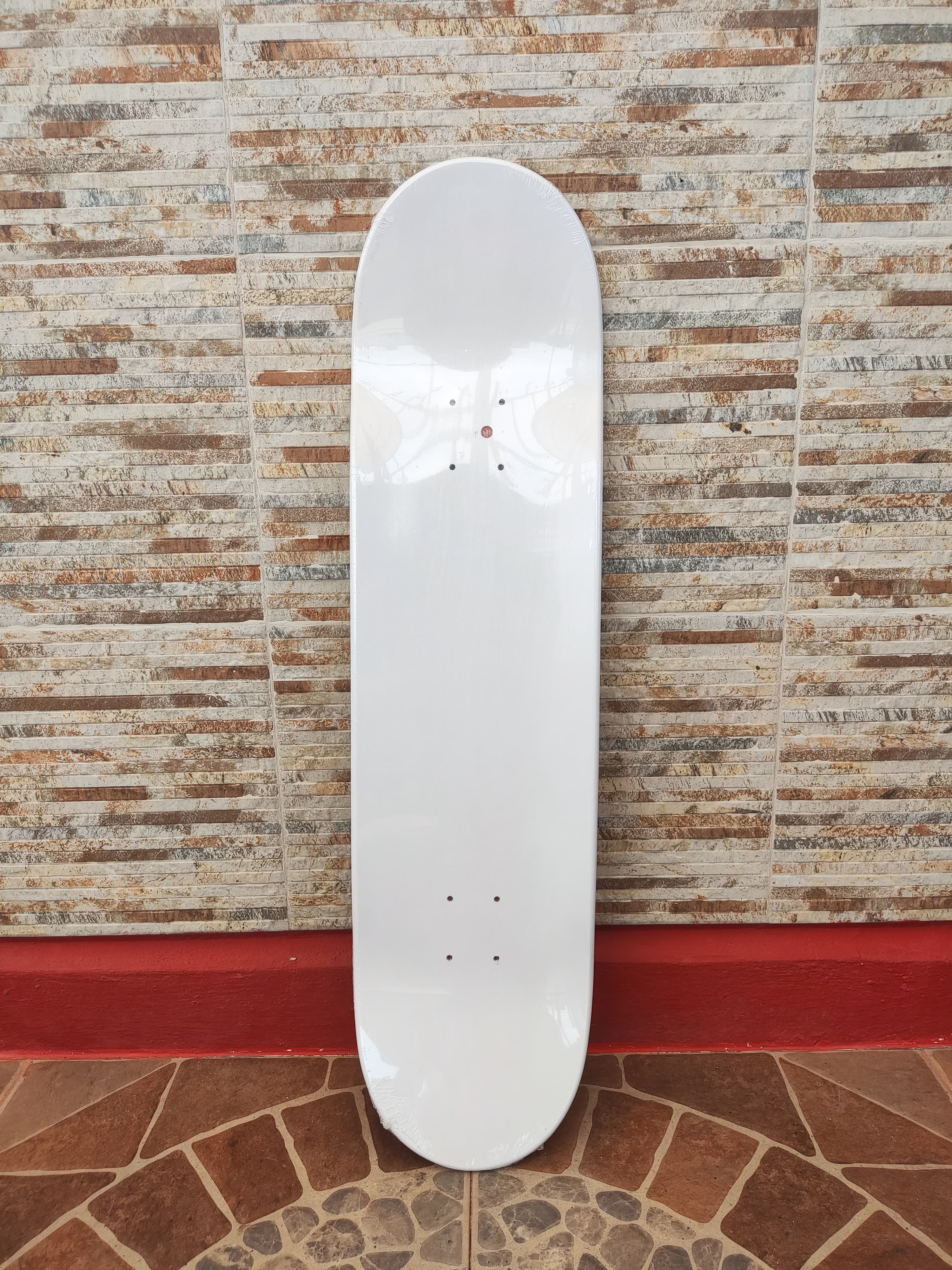Tabla de Skate Copal de la Serie Typo Hojas Azules 8.25 – Perro Loco Skate